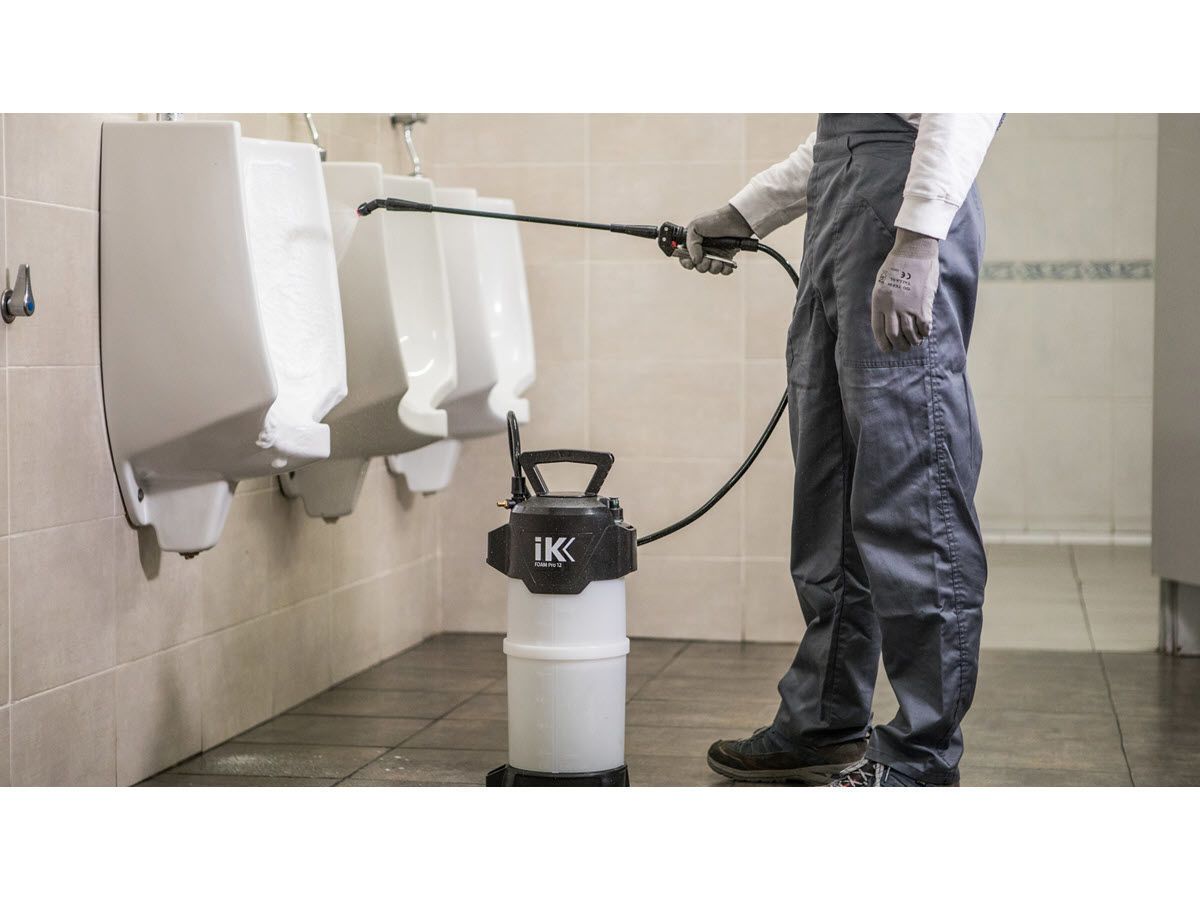 DSI Automotive - IK Foam Pro 12 Sprayer - 2.6 Gallons - 82676